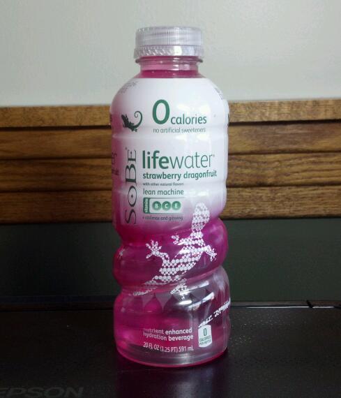 Sobe Lifewater Strawberry Dragonfruit - Thirsty Dudes